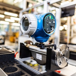 Flow, level, liquid analysis, optical analysis, pressure, temperature ...